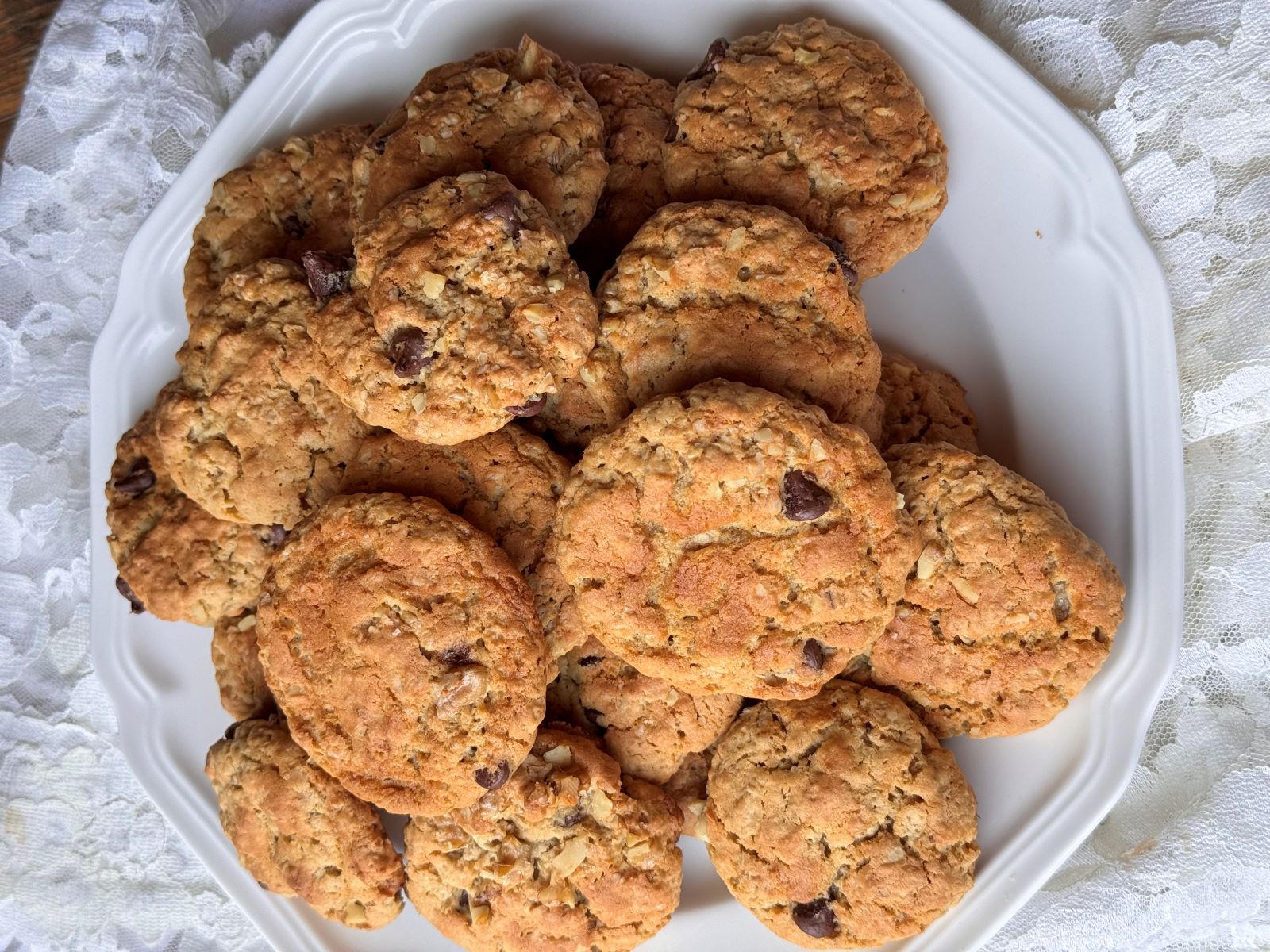 OATMEAL COOKIES - The Southern Lady Cooks - Amish Recipe