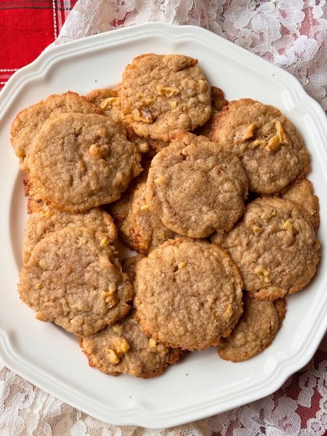 CLOVE COOKIES-The Southern Lady Cooks