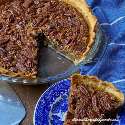PECAN PIE WITH MAPLE SYRUP -The Southern Lady Cooks