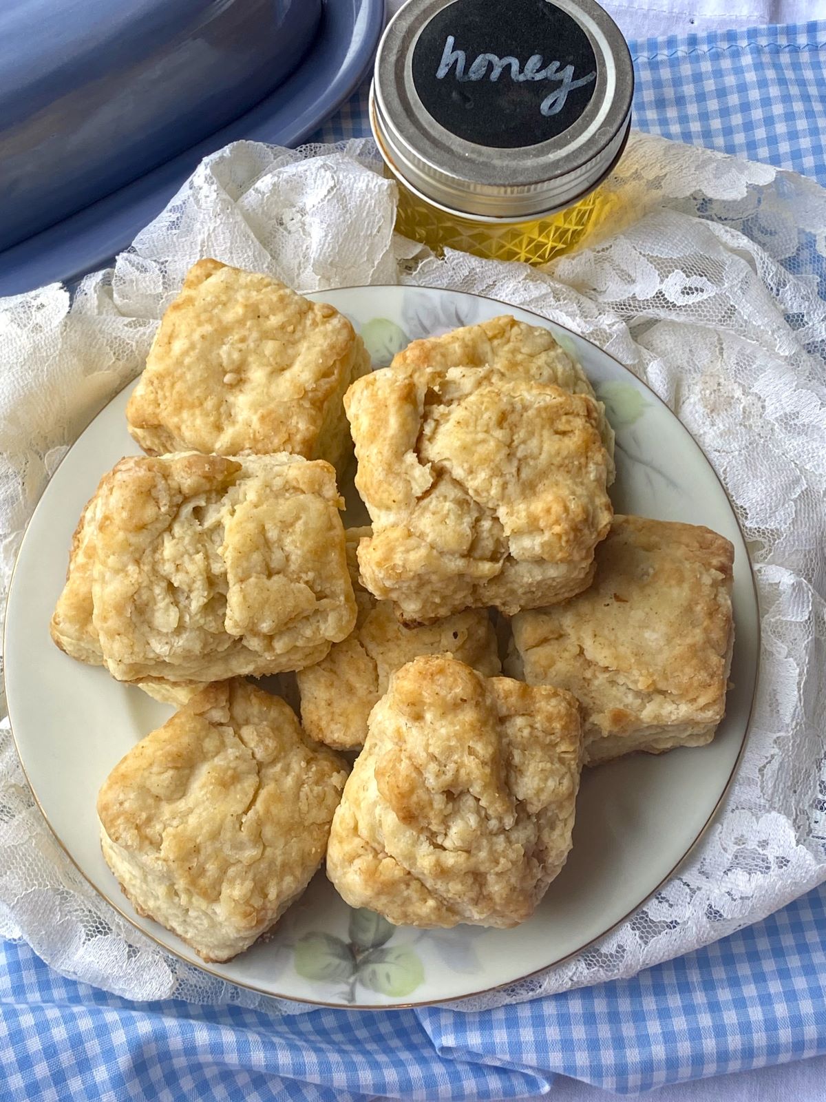 HONEY BUTTERMILK BISCUITS - The Southern Lady Cooks - Keebys