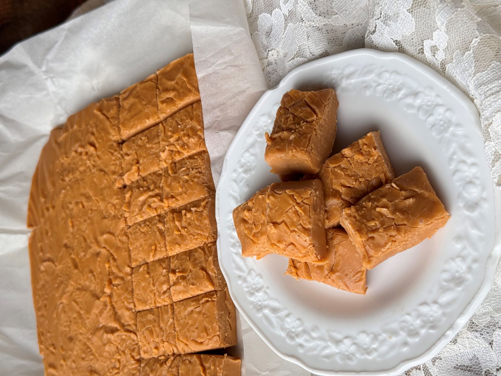 2 INGREDIENT FUDGE - The Southern Lady Cooks